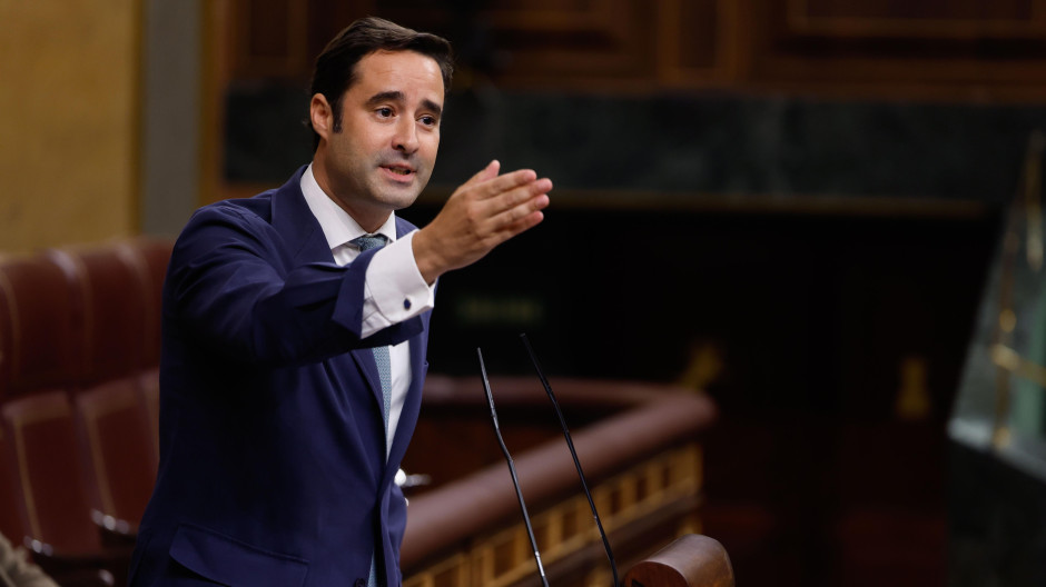 La gran lección de historia de la Segunda República del diputado Hoces ...