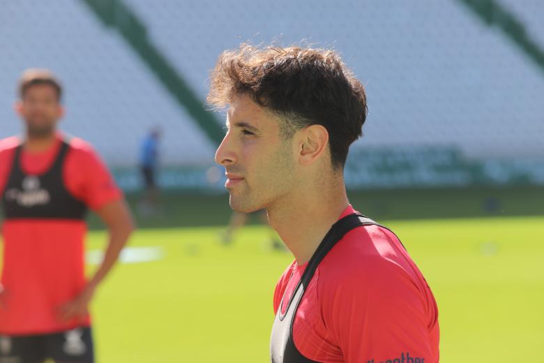 El primer entrenamiento de Manuel Mosquera con el Córdoba, en imágenes