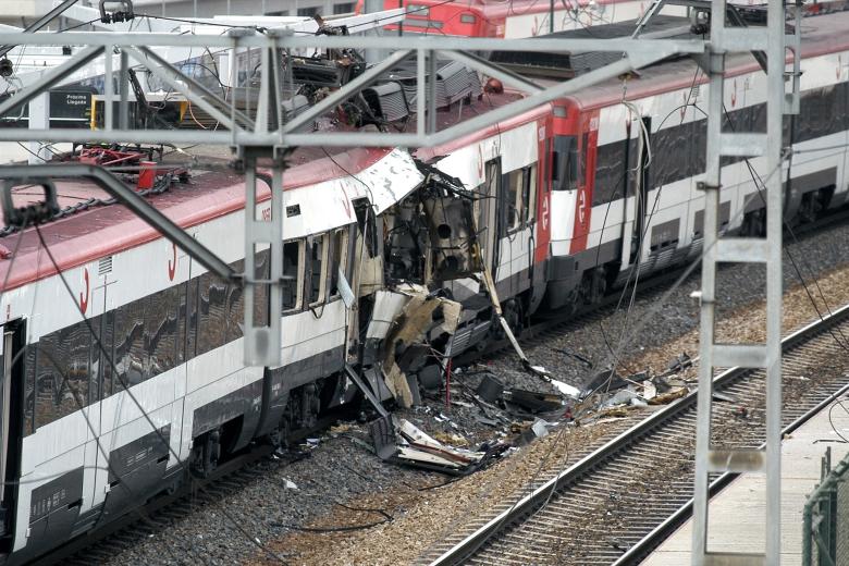 20 años del mayor atentado terrorista en España: el horror del 11-M, en imágenes