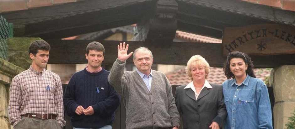 Fallece José María Aldaya, el empresario que sobrevivió casi un año en ...