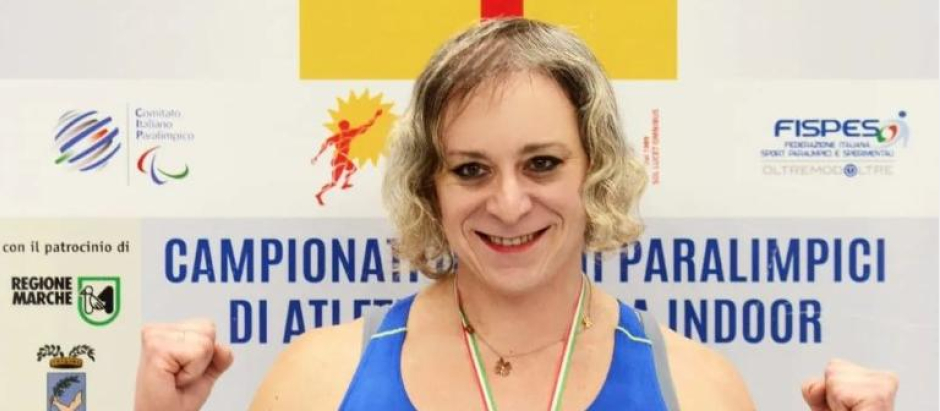 La atleta trans paralímpica de 49 años que arrasa en categoría femenina