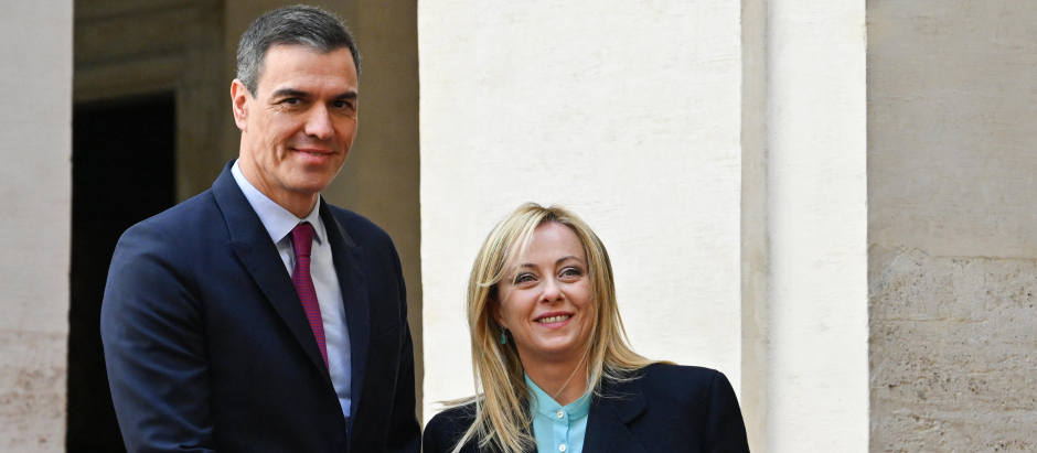 Sánchez intenta en Roma ganarse a Meloni para su presidencia en la ...