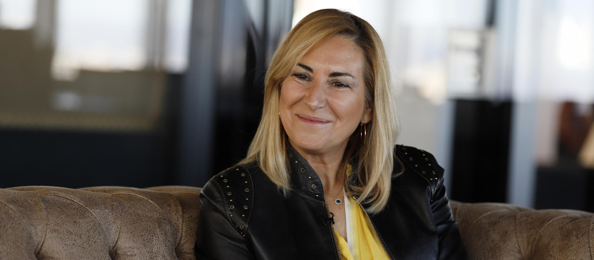 La diputada del PP Ana Beltrán anuncia que tienen cáncer de mama: «Toca ...