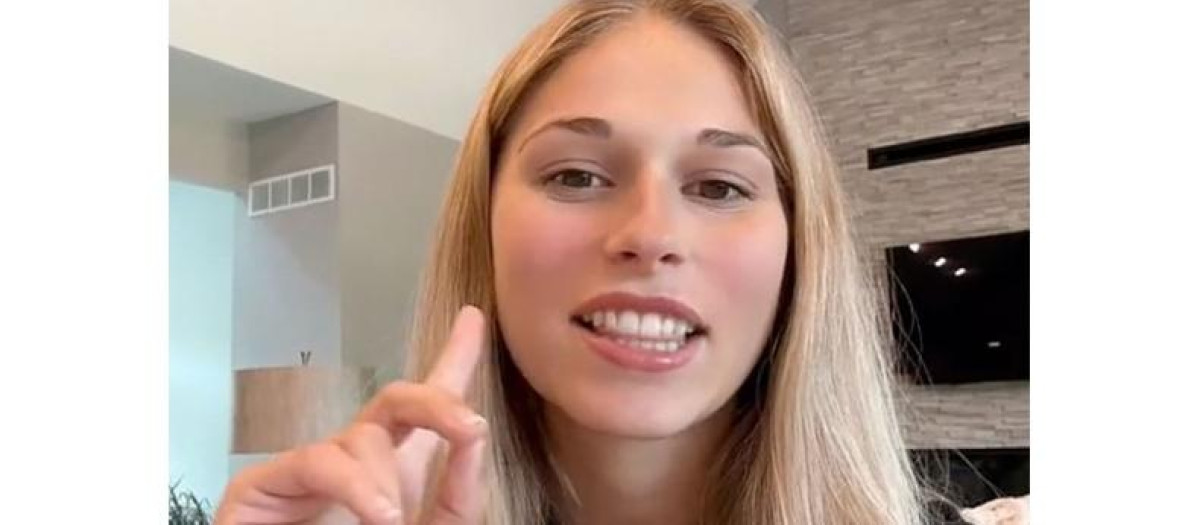 Suspenden a una alumna por usar el término «mujer biológica» en un ...