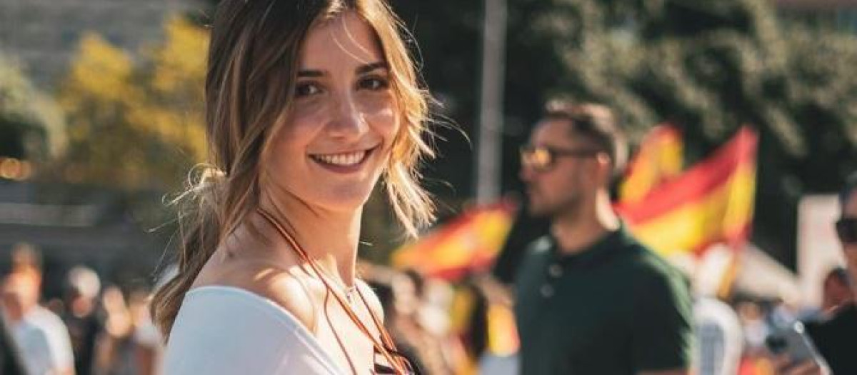 Júlia Calvet: «Los jóvenes ya no compramos las mentiras del separatismo»