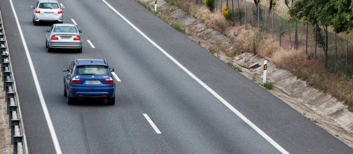 La verdadera razón por la que muchos conductores circulan por el carril ...