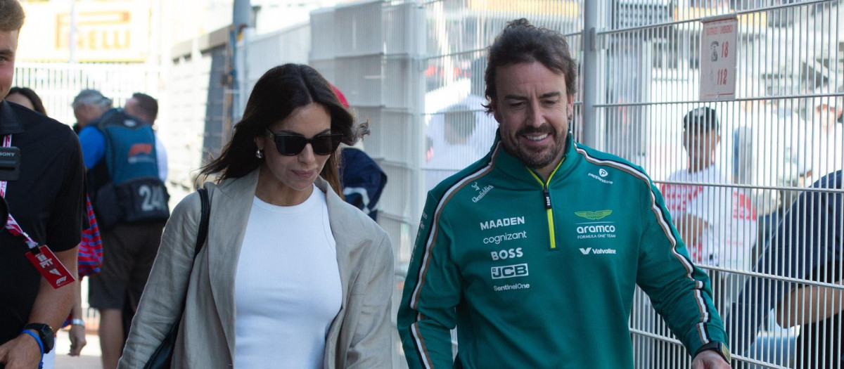 Fernando Alonso cumple años sin triunfos, enamorado y de rebajas