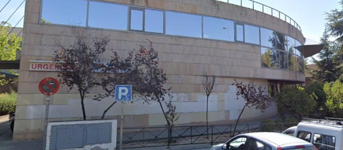 Entregan en Las Rozas más de 3.000 firmas para pedir la reapertura de ...