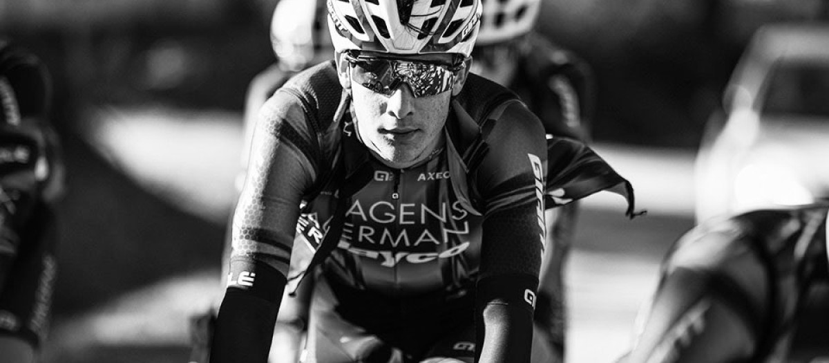 Muere el ciclista italiano Samuele Privitera, de 19 años, en el Giro ...