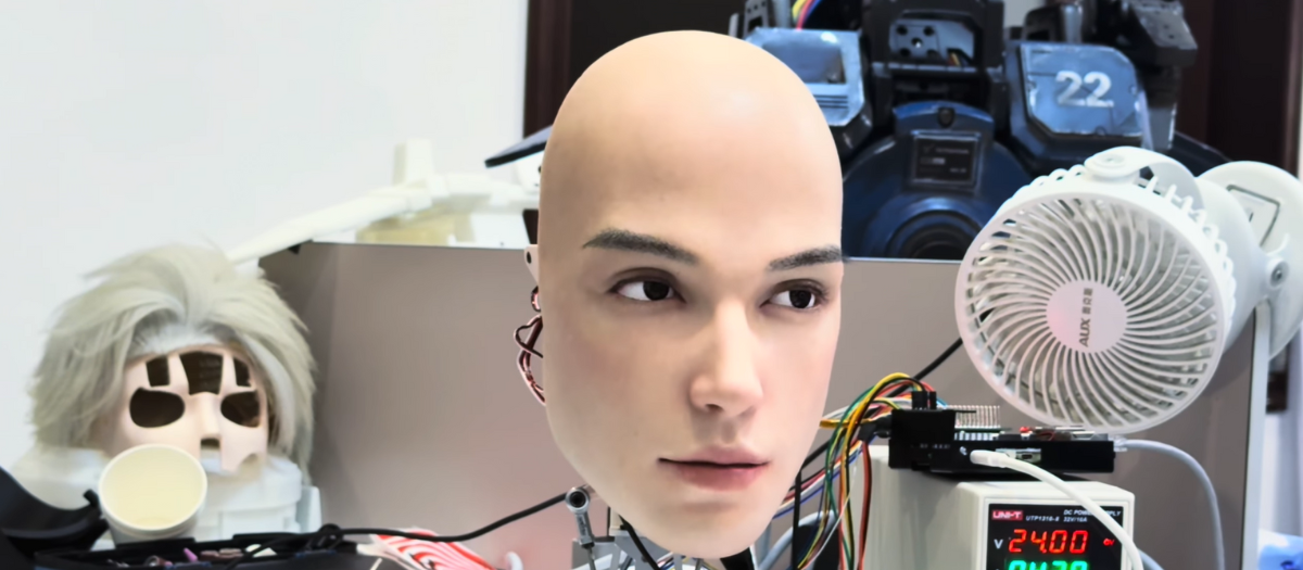 Así es el robot humanoide hiperrealista que ha creado China