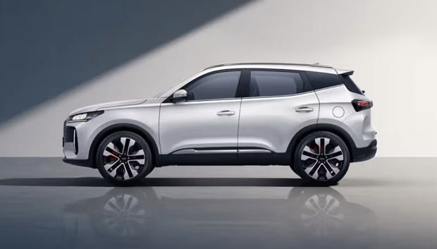 EBRO S400: el nuevo SUV híbrido español que apuesta por la movilidad urbana sostenible