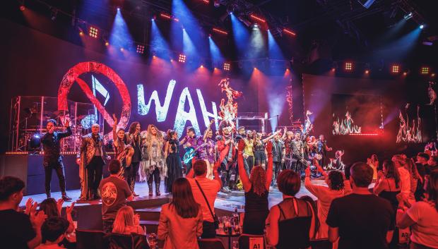 Por qué WAH es el mejor plan inmersivo con cena, show épico y fiesta ...