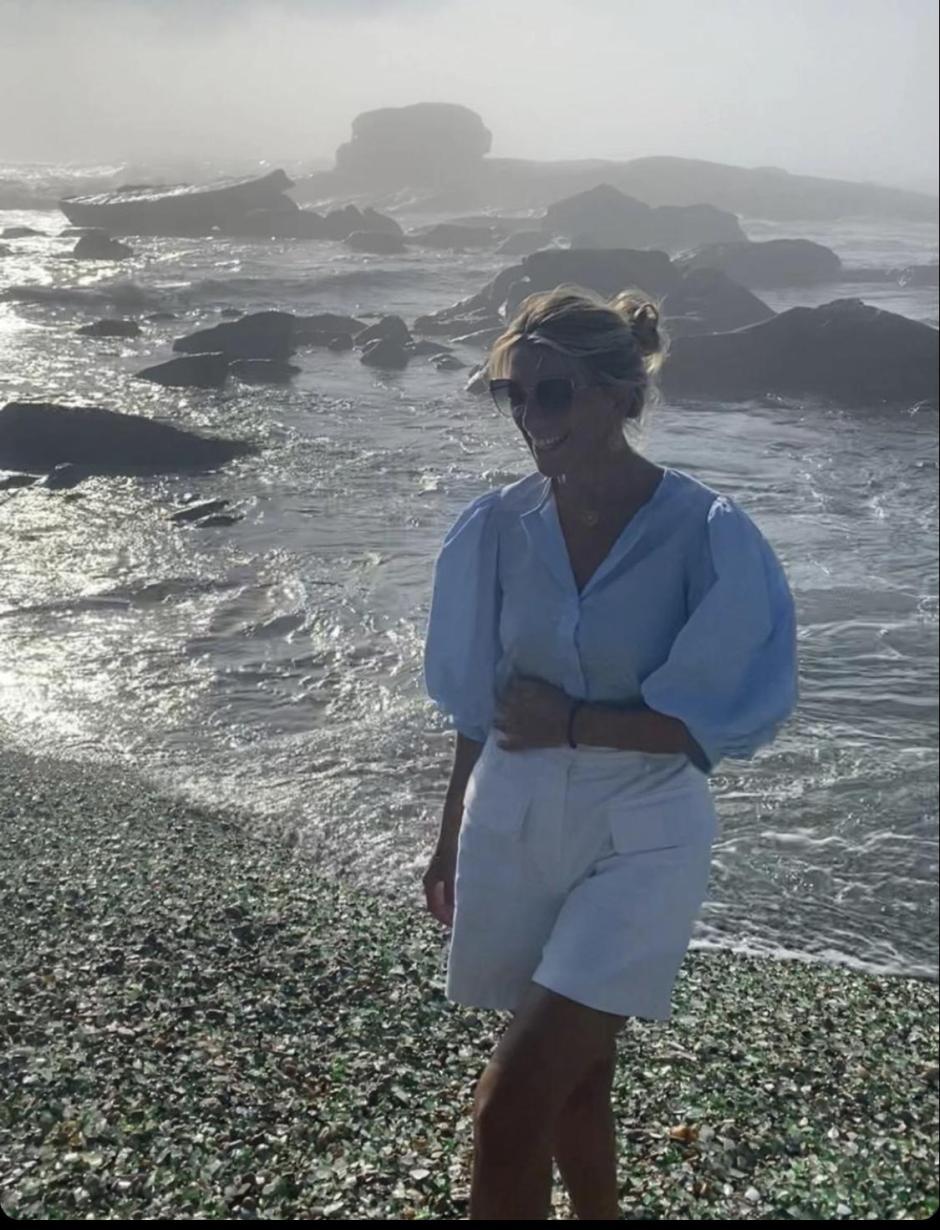 La reacción de Yolanda Díaz tras publicarse sus primeras fotos en biquini en la playa