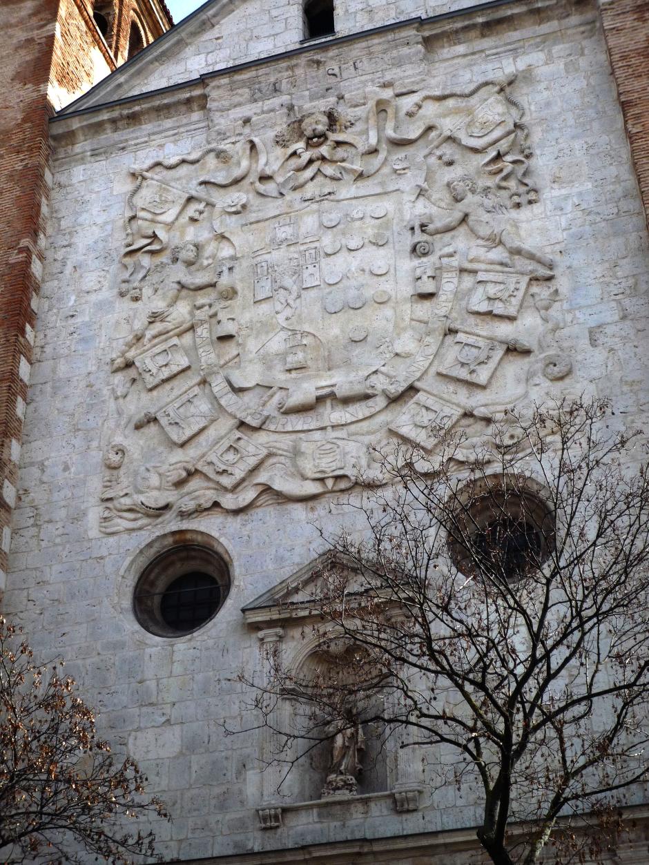 El escudo más grande del mundo está en esta iglesia de Valladolid
