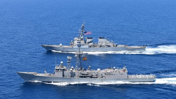 Armada: Fragata Santa María F-81 y destructor USS Arleigh Burke ...