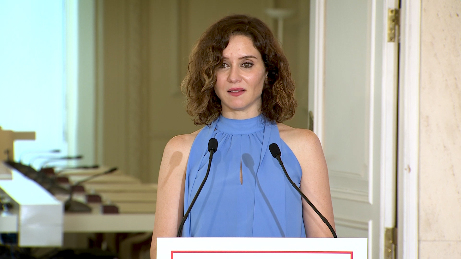 Ayuso publica su agenda en EE.UU. para captar inversiones y deja en evidencia a Irene Montero