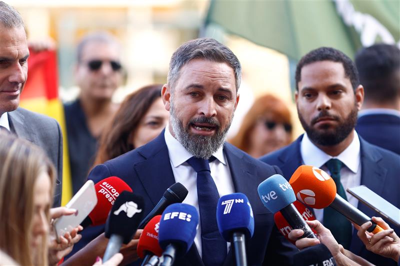 Abascal consultará a los españoles sobre cuestiones «trascendentales ...
