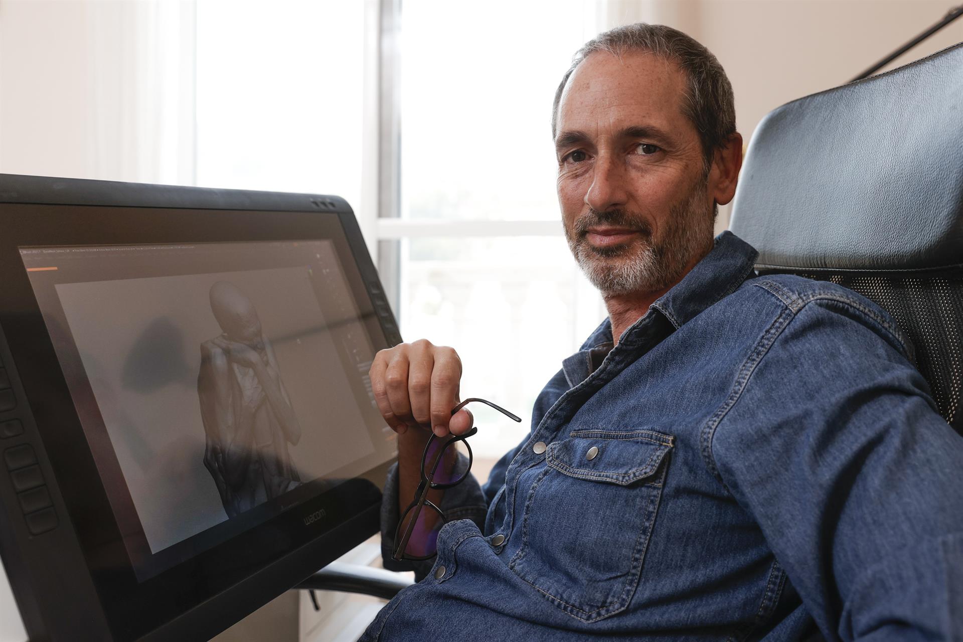 Rafa Zabala, de esculpir lápidas a trabajar en 'El Hobbit' o junto a Lady Gaga y Paul McCartney