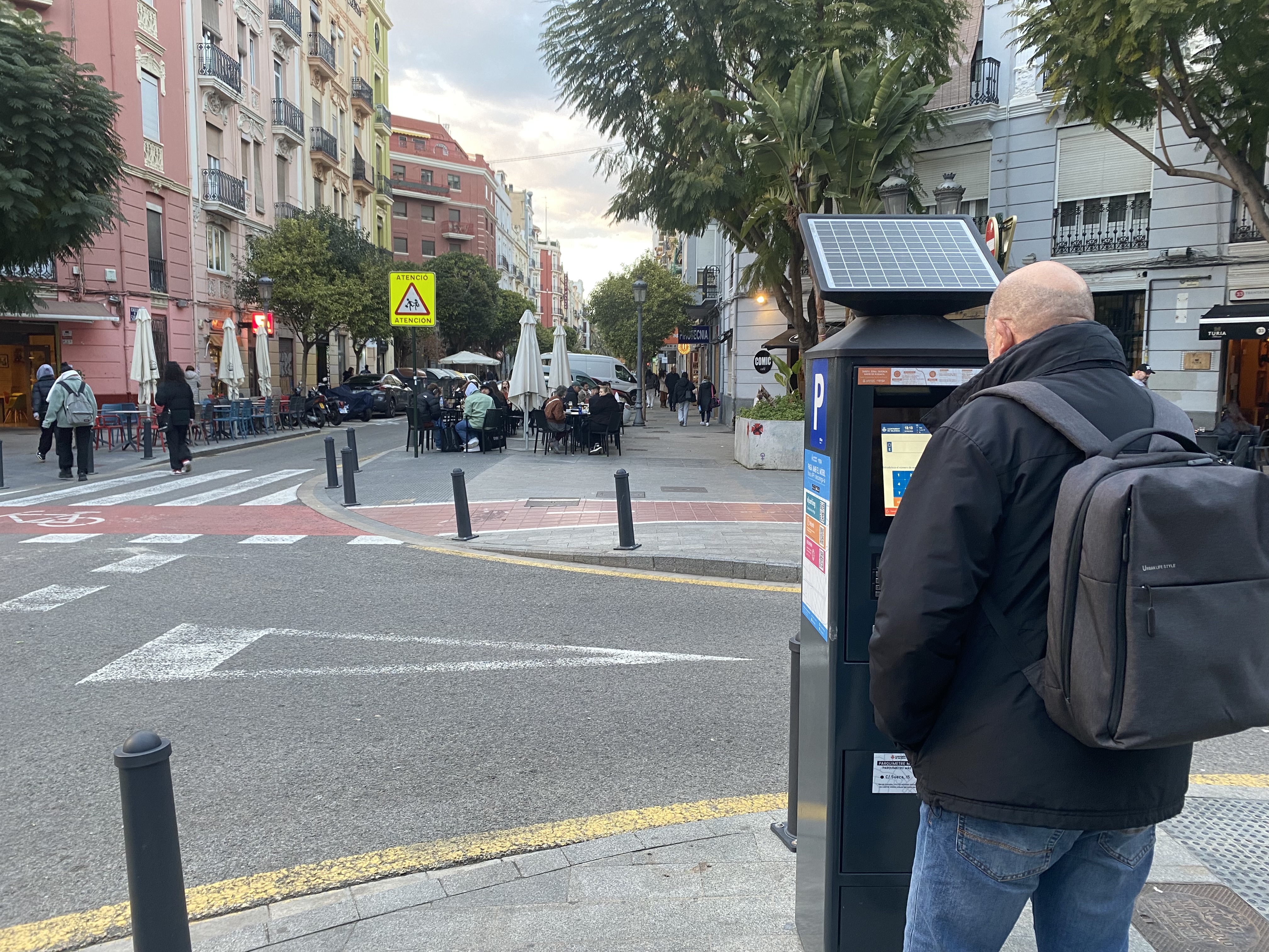 La zona azul cambia su horario en Valencia: cuándo puedes aparcar gratis