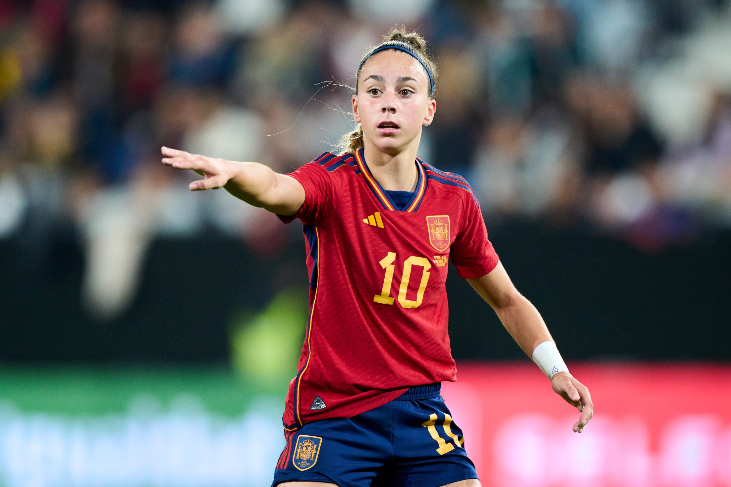 La respuesta de Athenea a los que la llaman «del Caudillo» por dar me ...