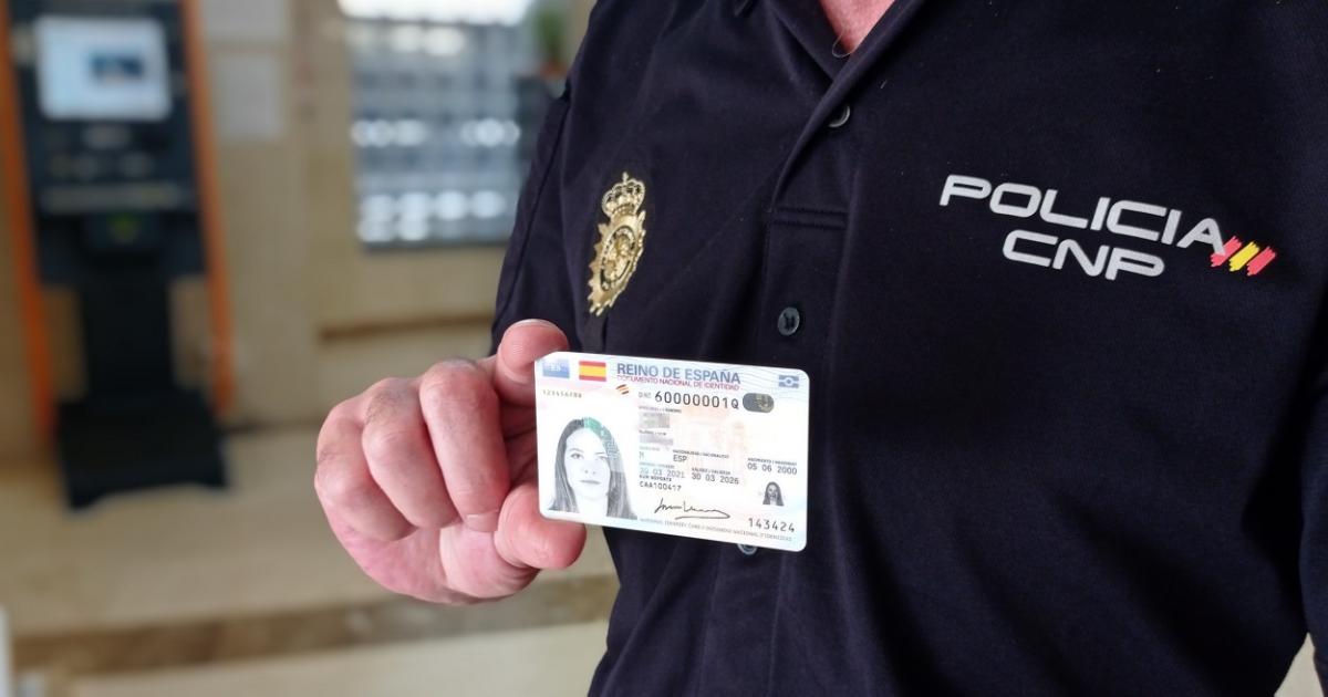 El aviso de la Guardia Civil: ten cuidado si te piden el DNI y toma ...