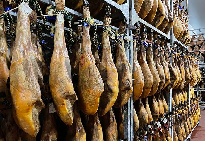 Detenidas seis personas por estafar 17 millones vendiendo jamones con ...