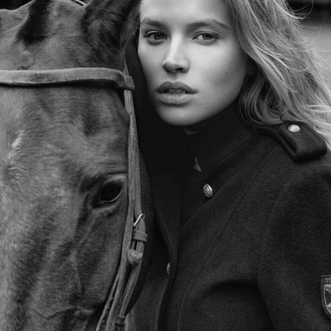 Quién es Jess Martínez-Bordiú, la influencer española a quien relacionan con Johnny Depp