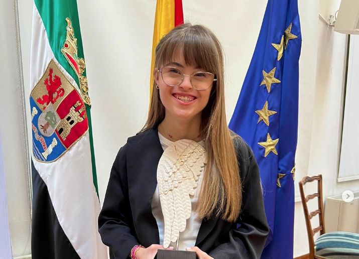 Muere Paula Cisneros a los 16 años, pionera en dar visibilidad al ...