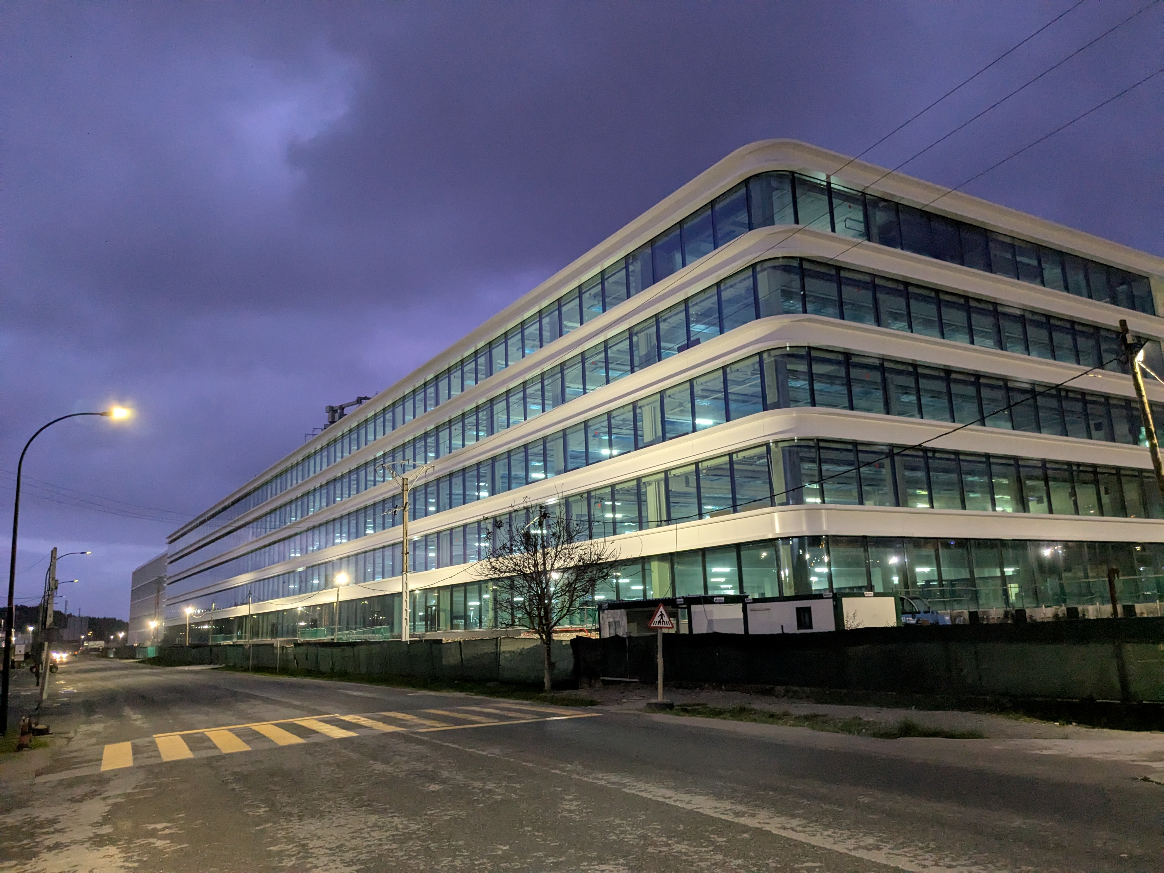 Así luce el edificio de 280 millones de Inditex tras casi tres años de ...