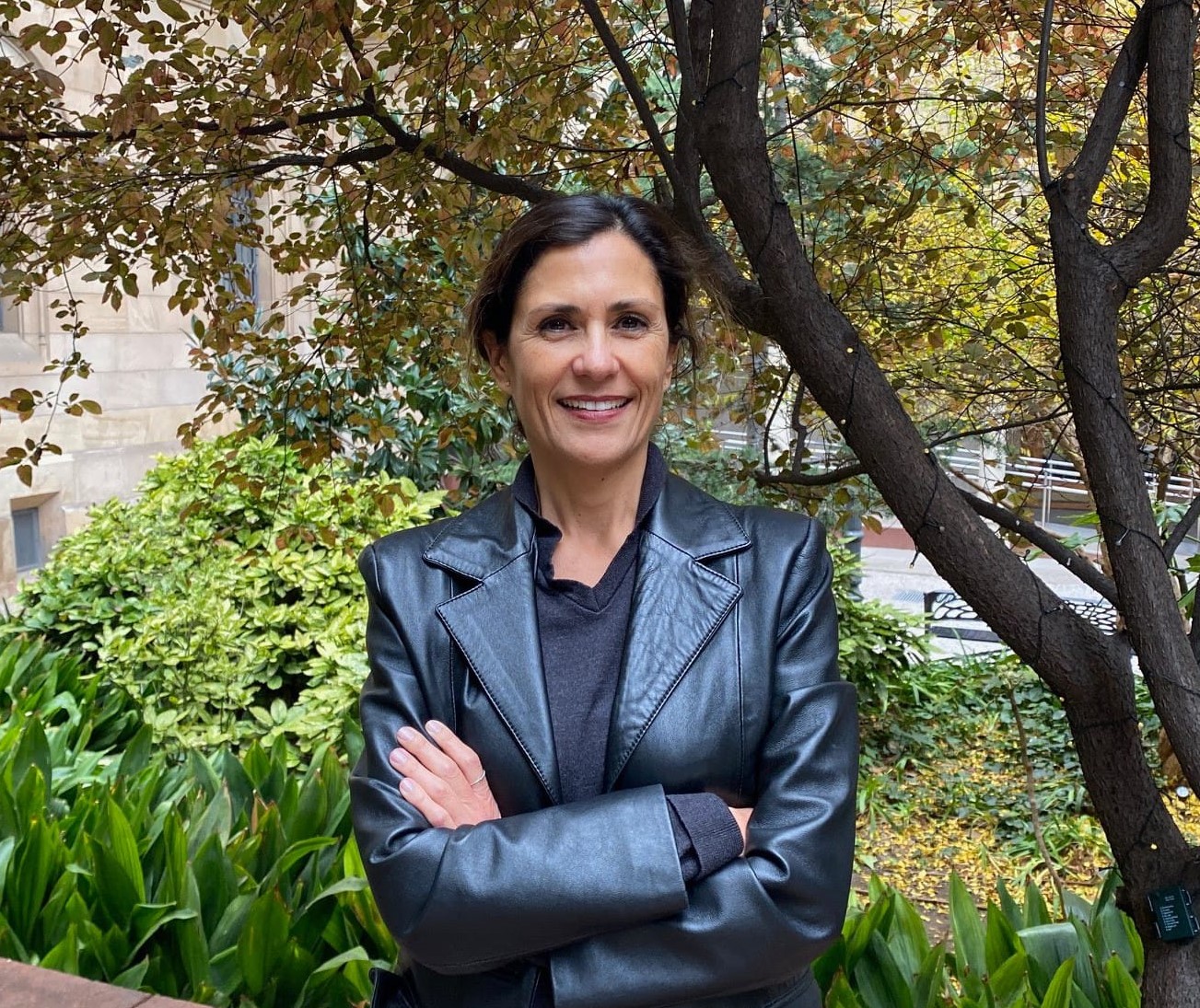 Lola Josa, catedrática de Literatura: «La poesía es el mejor lenguaje para hablar de lo espiritual»