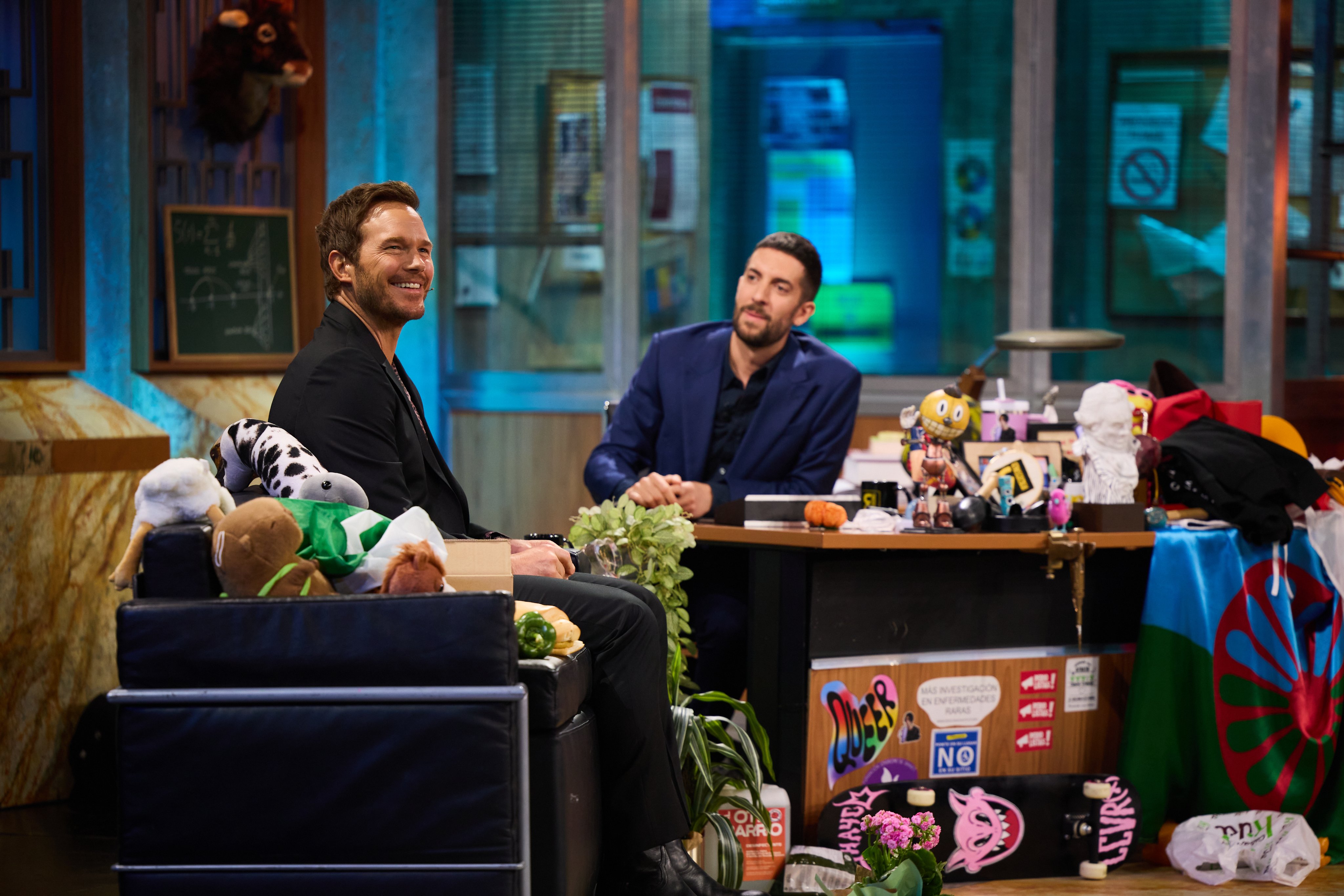 Críticas por la entrevista de Broncano a Chris Pratt en inglés sin ...