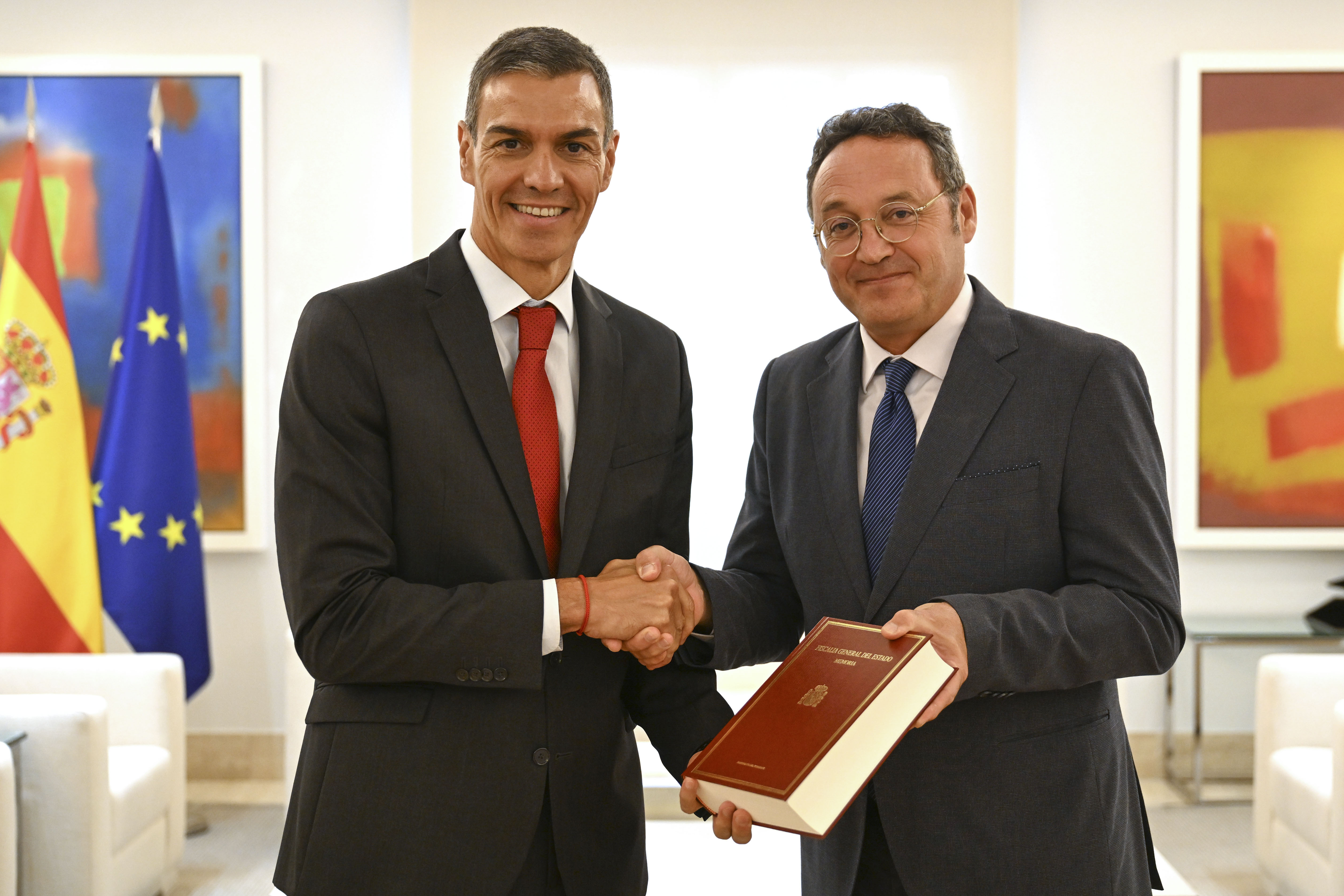 Madrid exige la dimisión de Sánchez y su Gobierno tras la apertura de ...