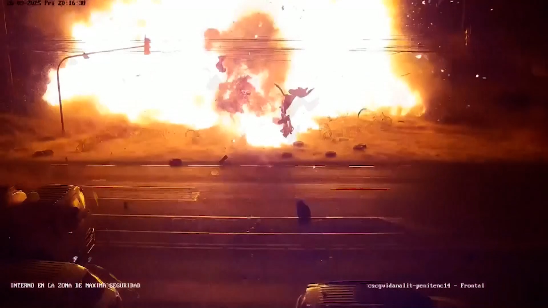 Explota un coche bomba frente a una cárcel de Ecuador en Guayaquil