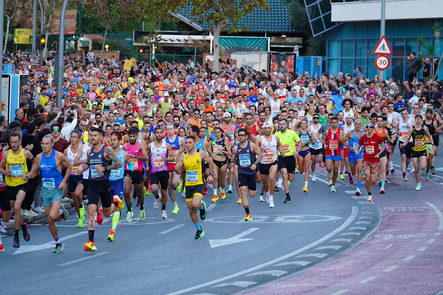 La Benidorm Half 2025 y Sprinter rubrican su alianza en el 30 ...
