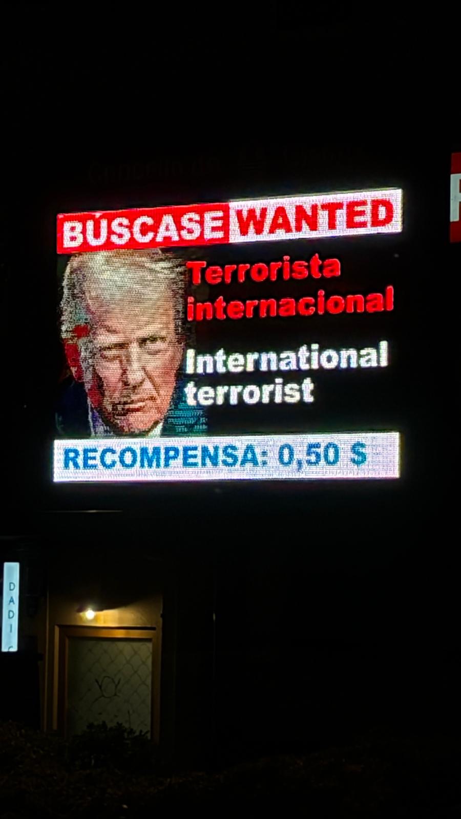 «Se busca terrorista»: el Ayuntamiento de Oleiros ofrece medio dólar ...