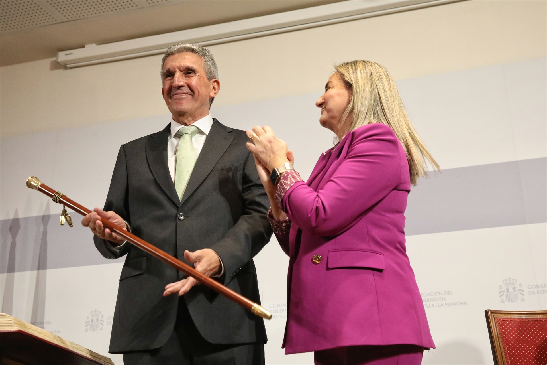 Sabrido toma posesión como nuevo delgado de Castilla-La Mancha ...