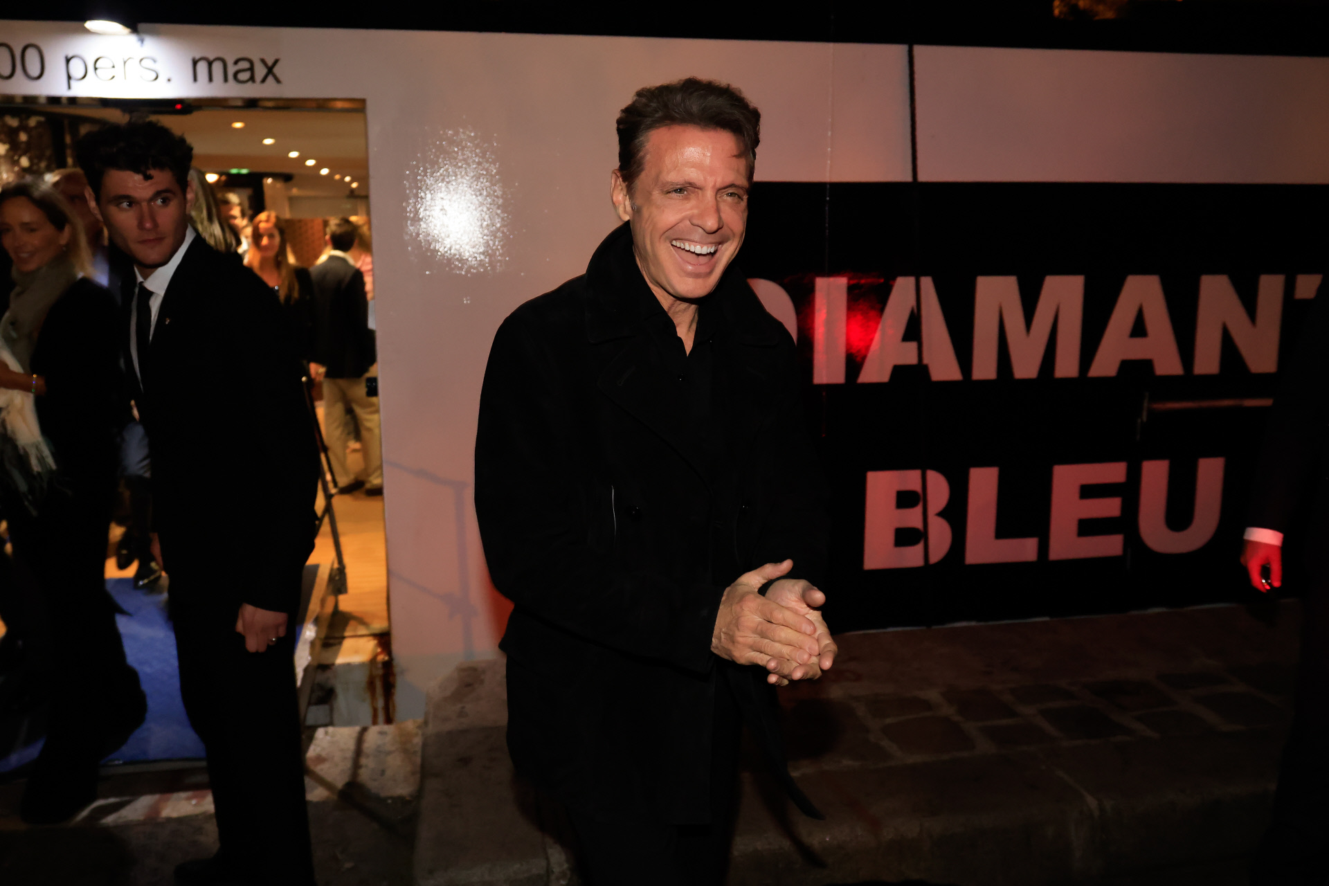 Así es Miguel con 19 años, el hijo más desconocido del cantante Luis Miguel