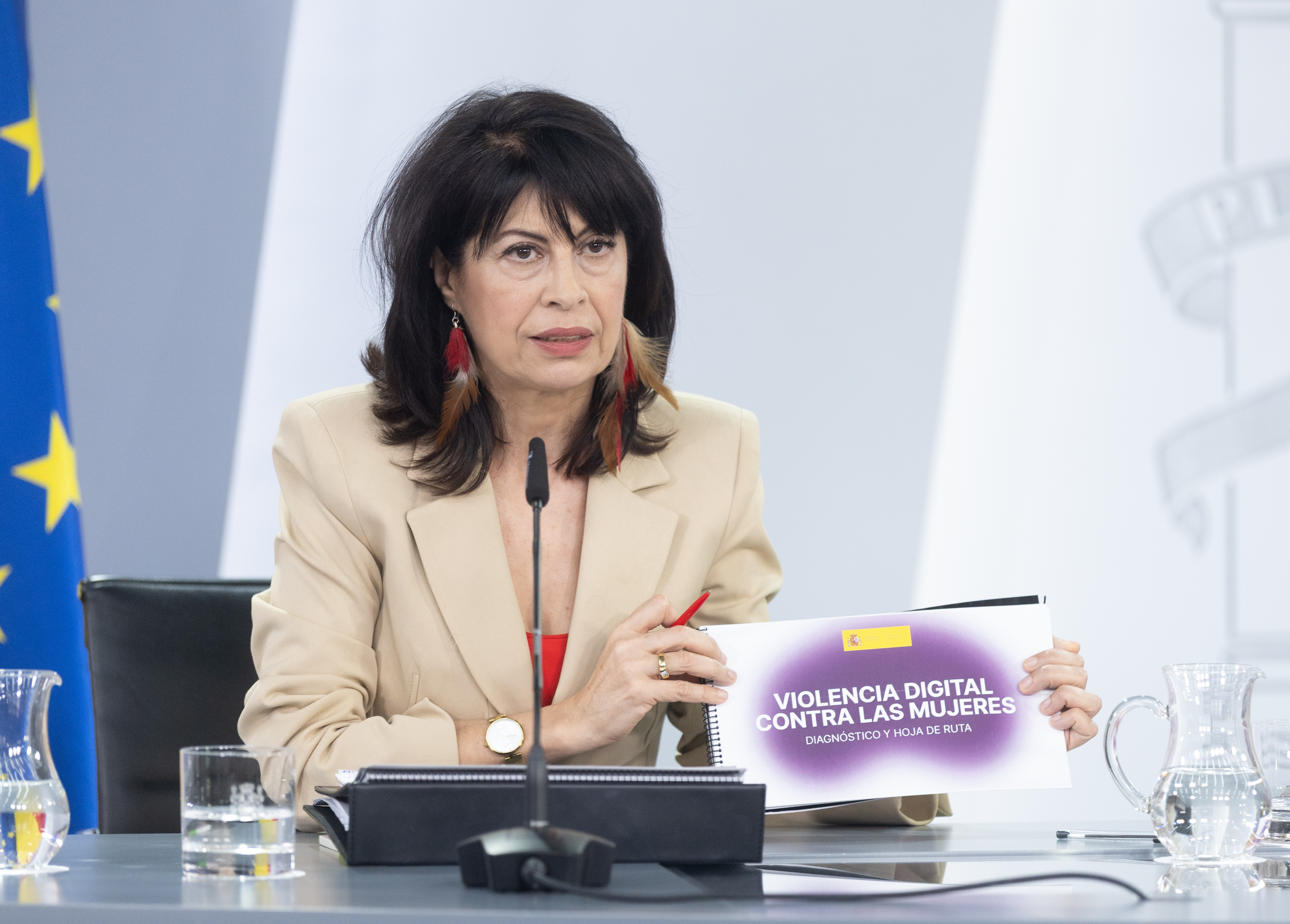 Ana Redondo se enreda al explicar el término 'Charo' y mezcla ...