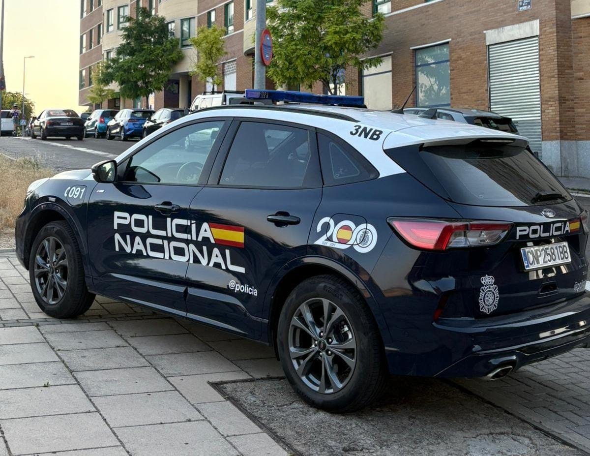 Detenido por robar un bolso y un móvil a una joven en los Olivos Borrachos