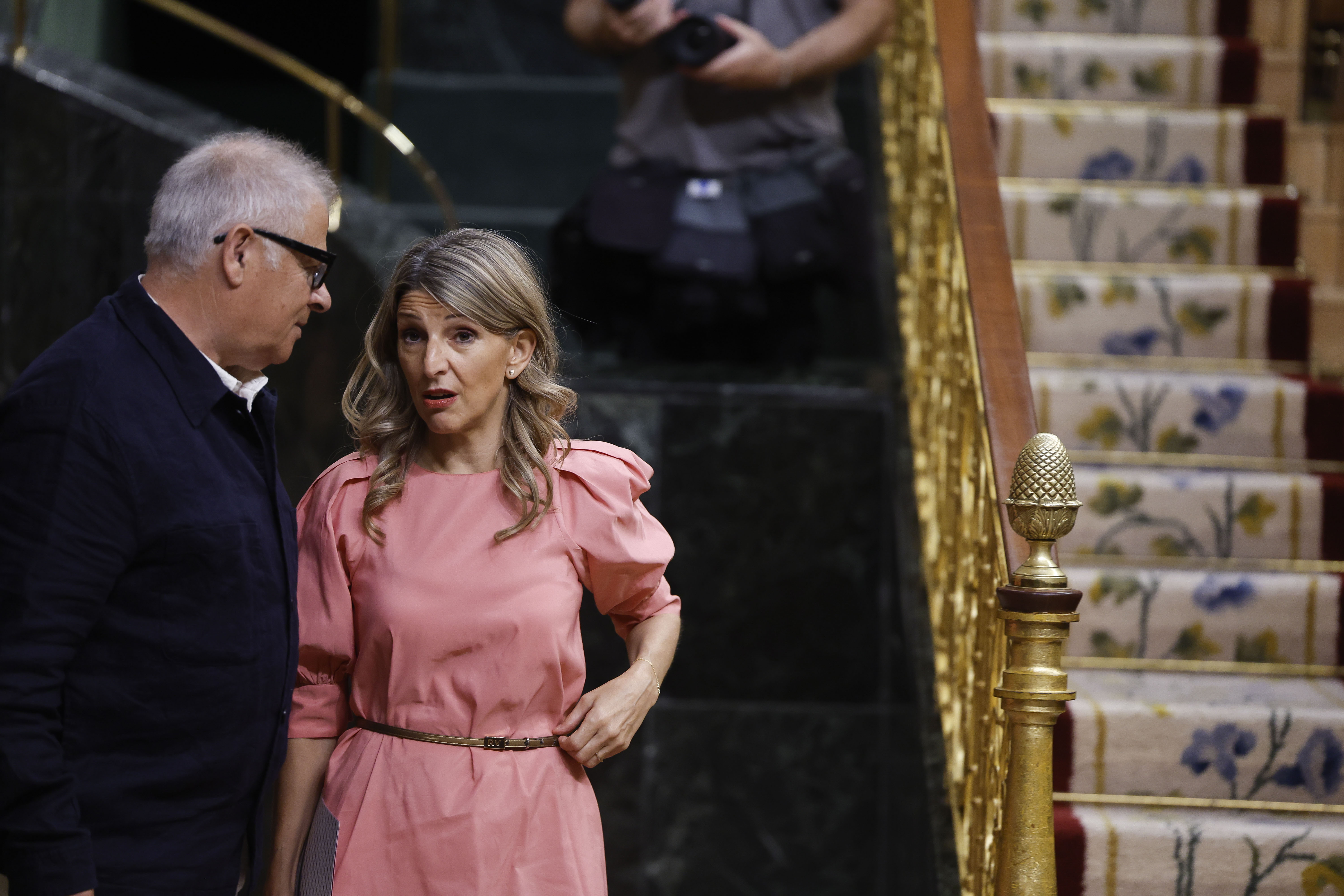 El PSOE cava más hondo en su teoría de la conspiración mientras Sánchez ...